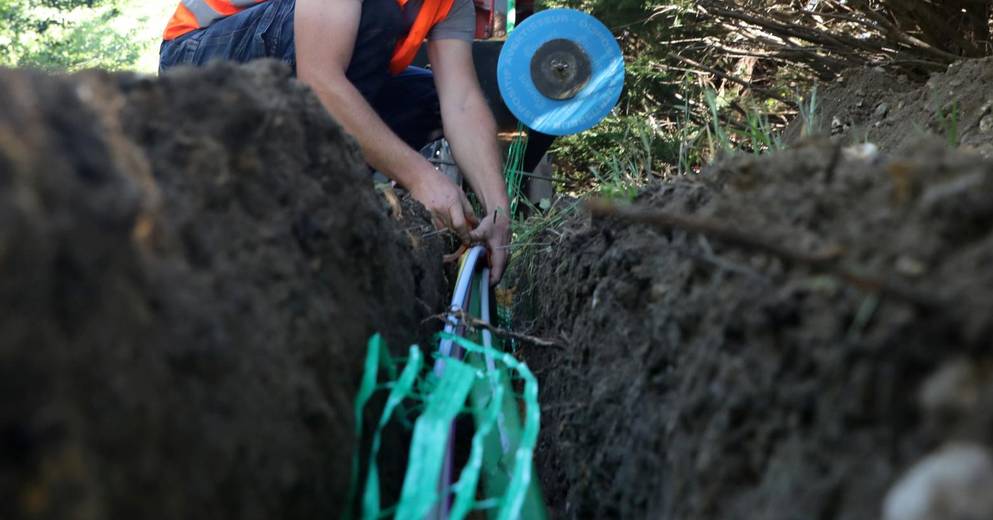 En direct | Le sabotage d'un câble de fibre optique près d'Aix-en ...