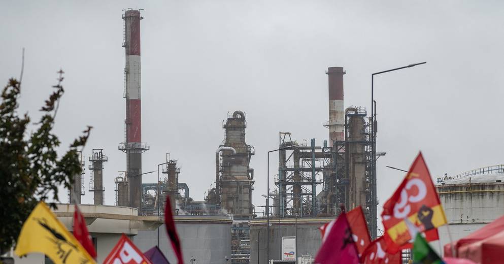 En direct | TotalEnergies de Normandie : l'arrêt des installations de ...